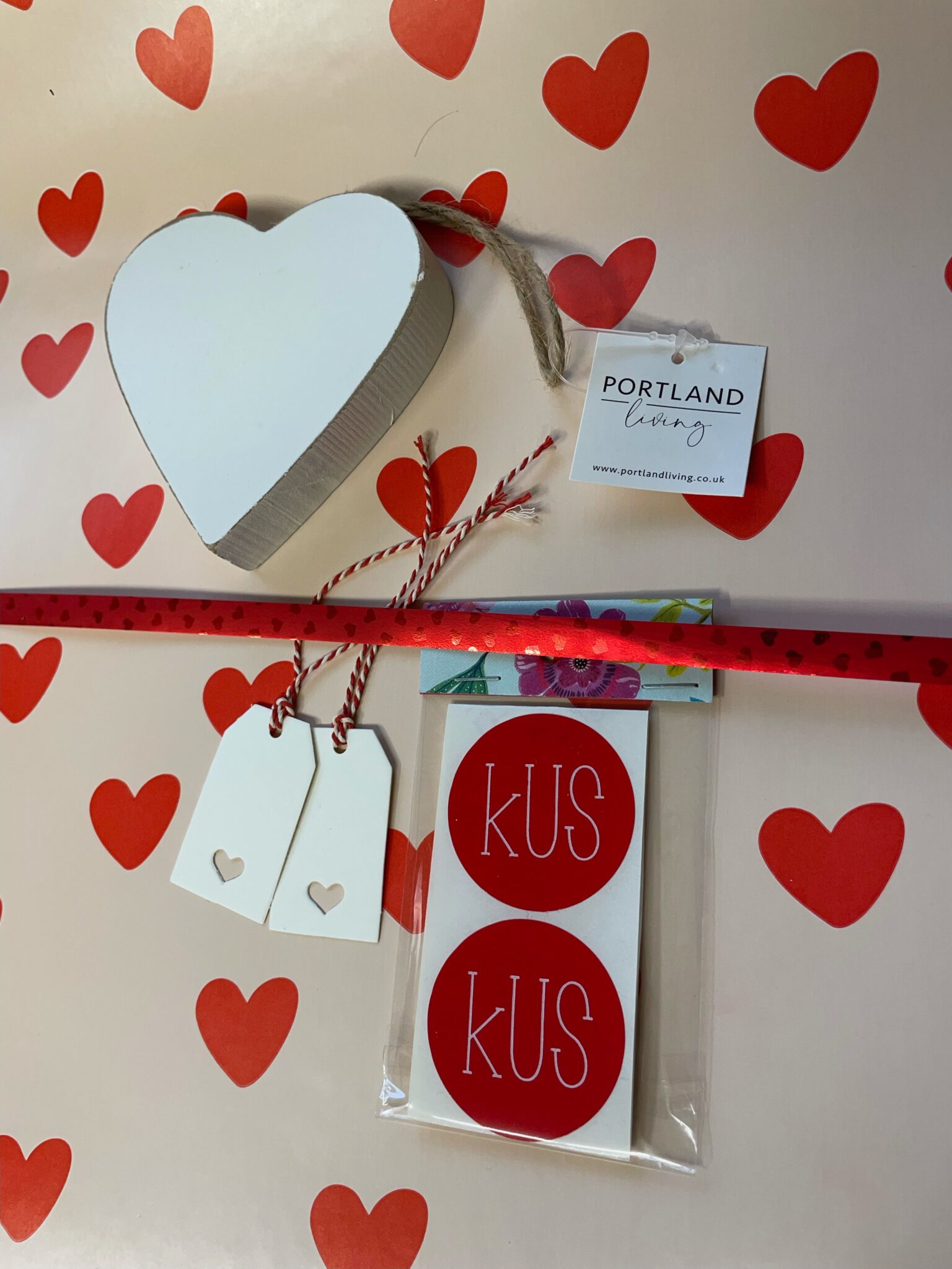 Inpakpakket rode harten uitgebreid - Meer dan een lintje